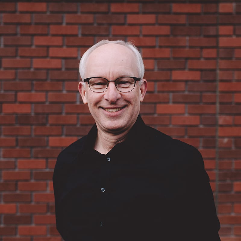 Trainer Bios - The Gottman Institute